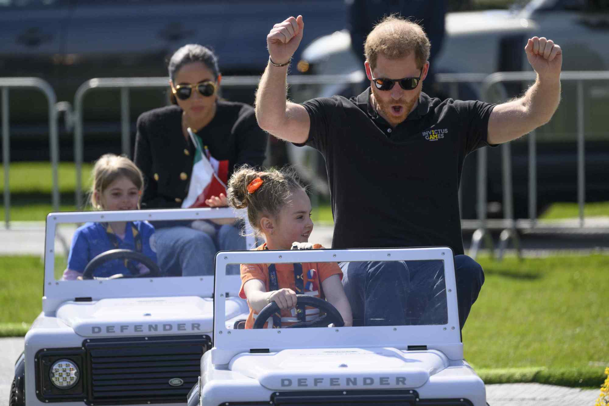 April 16 | Invictus Games 2020 - The Land Rover Challenge - April162022-1895 - DUCHESS MEGHAN ...